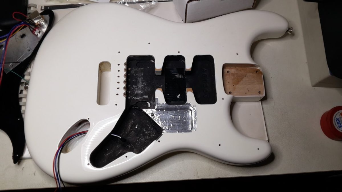 Fender Stratocaster Upgrade – Helios Guitars Milano (Italy)